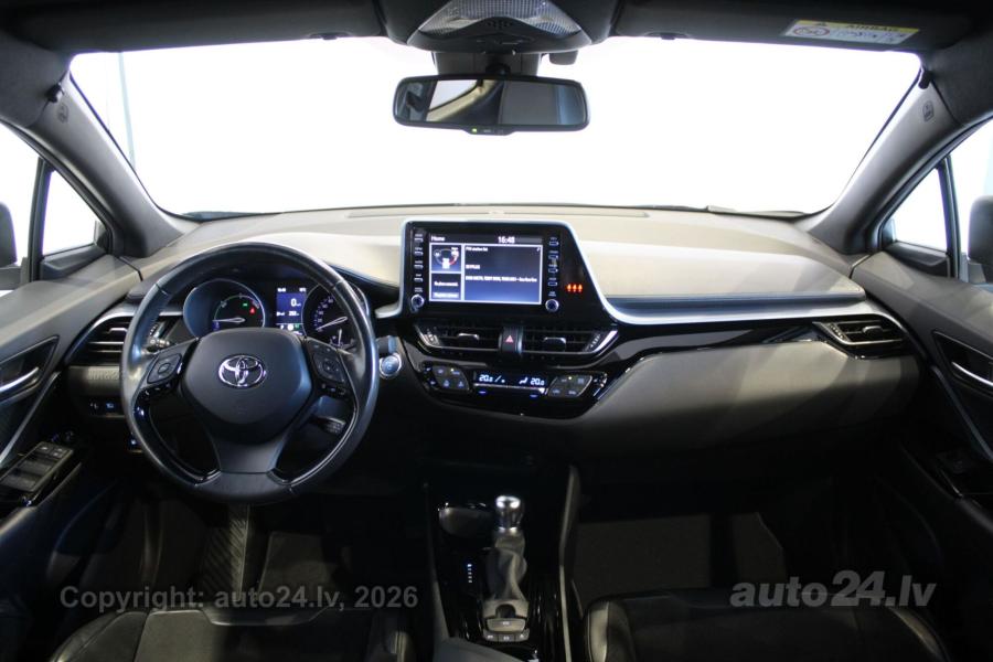 Серый Тойота C-HR 2021 в Таллин, объемом двигателя 1.80 л и пробегом 139 тыс. км за 19490 €, фото 9 на AUTOMOTO.COM.LV
