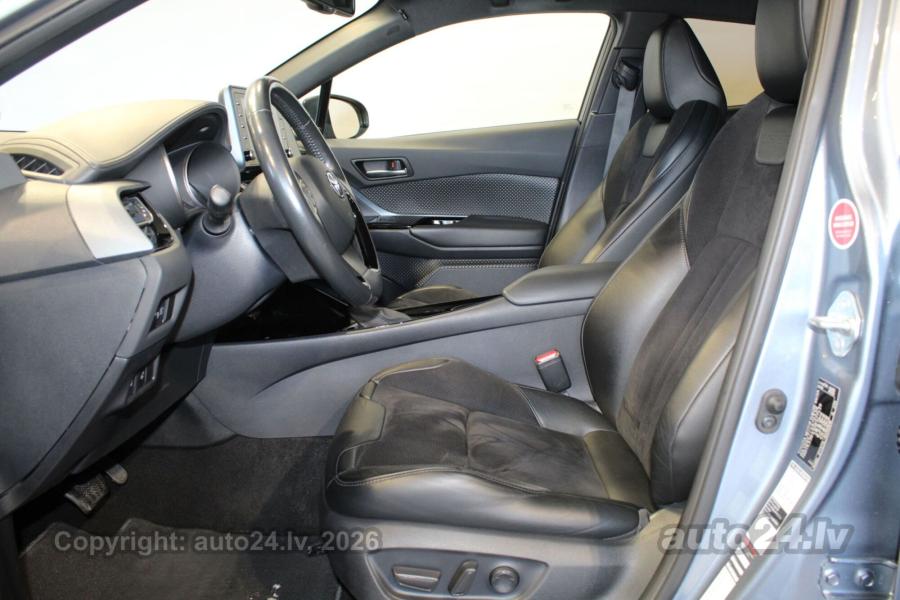 Серый Тойота C-HR 2021 в Таллин, объемом двигателя 1.80 л и пробегом 139 тыс. км за 19490 €, фото 12 на AUTOMOTO.COM.LV