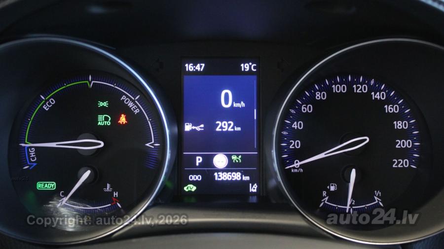 Серый Тойота C-HR 2021 в Таллин, объемом двигателя 1.80 л и пробегом 139 тыс. км за 19490 €, фото 14 на AUTOMOTO.COM.LV