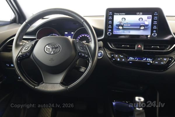 Серый Тойота C-HR 2021 в Таллин, объемом двигателя 1.80 л и пробегом 43 тыс. км за 21200 €, фото 9 на AUTOMOTO.COM.LV