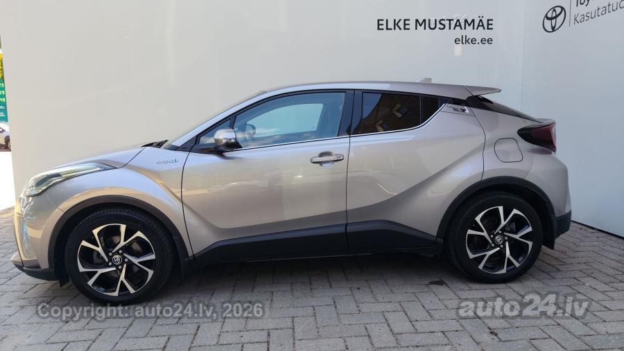 Pelēks Toyota C-HR 2021 Tallina, ar dzinēja tilpumu 1.80 L un nobraukumu 59 tūkst. km par 21995 €, foto 4 vietnē AUTOMOTO.COM.LV