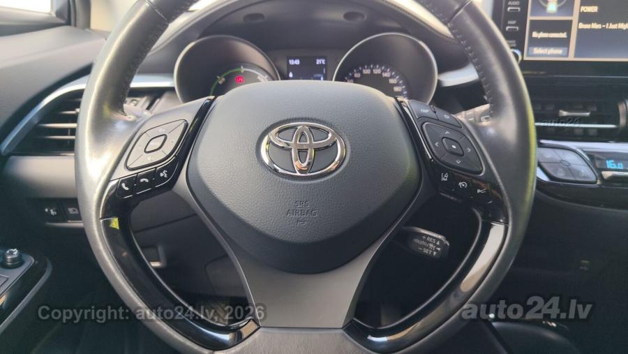 Pelēks Toyota C-HR 2021 Tallina, ar dzinēja tilpumu 1.80 L un nobraukumu 59 tūkst. km par 21995 €, foto 13 vietnē AUTOMOTO.COM.LV