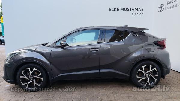 Grey Toyota C-HR 2021 in Tallinn, with an engine capacity of 1.80 L and mileage of 76 thousand km for 21995 €, photo 3 on AUTOMOTO.COM.LV