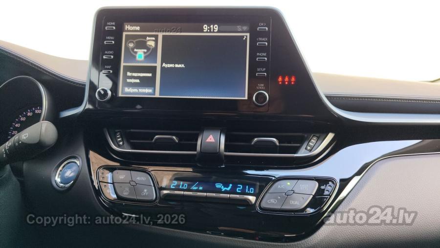 Pelēks Toyota C-HR 2021 Tallina, ar dzinēja tilpumu 1.80 L un nobraukumu 76 tūkst. km par 21995 €, foto 14 vietnē AUTOMOTO.COM.LV