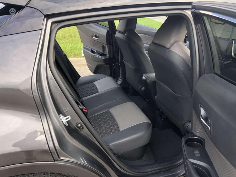 Pelēks Toyota C-HR 2021 Utena, ar dzinēja tilpumu 2.00 L un nobraukumu 152 tūkst. km par 19700 €, foto 14 vietnē AUTOMOTO.COM.LV