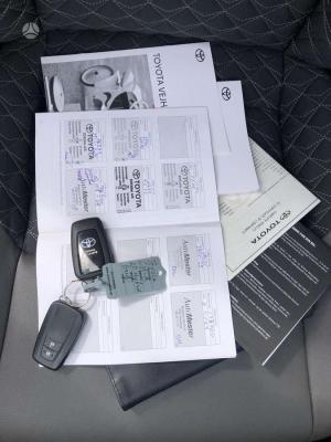 Pelēks Toyota C-HR 2021 Utena, ar dzinēja tilpumu 2.00 L un nobraukumu 152 tūkst. km par 19700 €, foto 23 vietnē AUTOMOTO.COM.LV