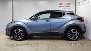Pelēks Toyota C-HR 2022 Tallina, ar dzinēja tilpumu 1.80 L un nobraukumu 48 tūkst. km par 22990 €, foto 3 vietnē AUTOMOTO.COM.LV