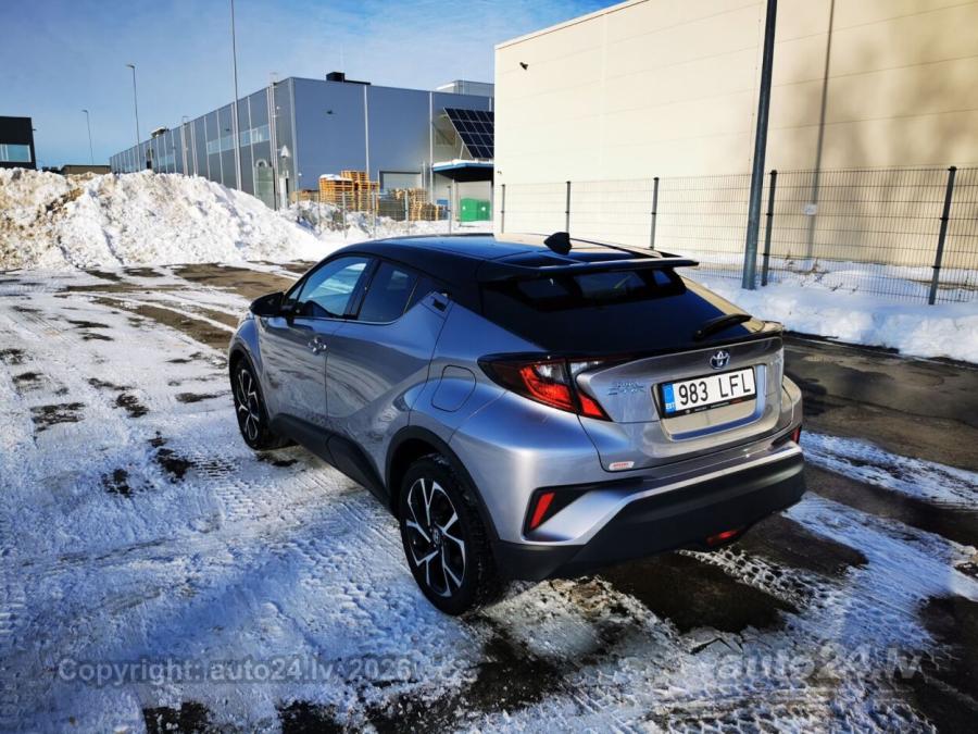 Серый Тойота C-HR 2022 в Таллин, объемом двигателя 1.80 л и пробегом 50 тыс. км за 23950 €, фото 24 на AUTOMOTO.COM.LV