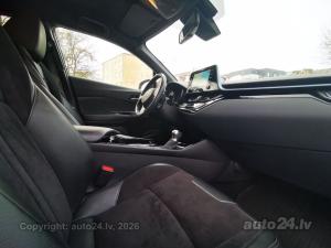 Pelēks Toyota C-HR 2022 Tallina, ar dzinēja tilpumu 1.80 L un nobraukumu 50 tūkst. km par 23950 €, foto 15 vietnē AUTOMOTO.COM.LV