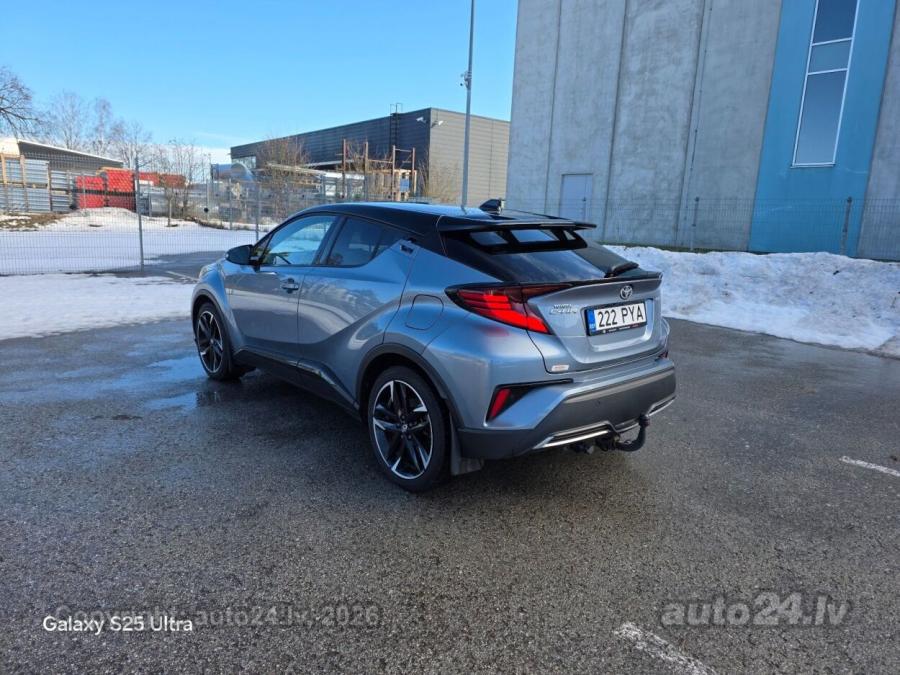 Pelēks Toyota C-HR 2022 Tallina, ar dzinēja tilpumu 1.80 L un nobraukumu 38 tūkst. km par 24500 €, foto 7 vietnē AUTOMOTO.COM.LV