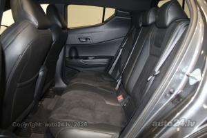 Серый Тойота C-HR 2022 в Таллин, объемом двигателя 1.80 л и пробегом 31 тыс. км за 22990 €, фото 20 на AUTOMOTO.COM.LV