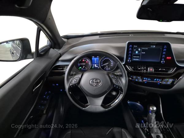 Pelēks Toyota C-HR 2022 Tallina, ar dzinēja tilpumu 1.80 L un nobraukumu 105 tūkst. km par 21490 €, foto 8 vietnē AUTOMOTO.COM.LV