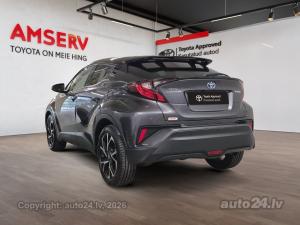 Серый Тойота C-HR 2022 в Таллин, объемом двигателя 1.80 л и пробегом 105 тыс. км за 21490 €, фото 19 на AUTOMOTO.COM.LV
