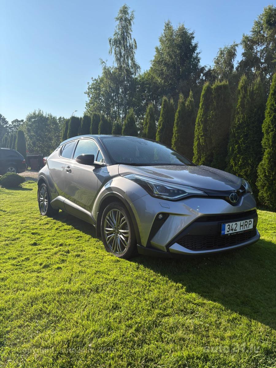 Серый Тойота C-HR 2022 в Таллин, объемом двигателя 2.00 л и пробегом 50 тыс. км за 24900 €, фото 1 на AUTOMOTO.COM.LV