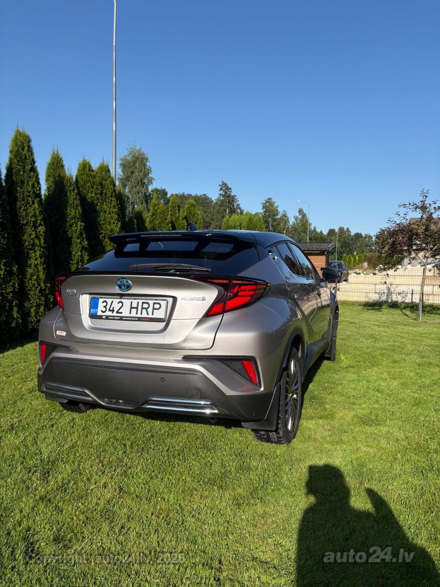 Серый Тойота C-HR 2022 в Таллин, объемом двигателя 2.00 л и пробегом 50 тыс. км за 24900 €, фото 7 на AUTOMOTO.COM.LV