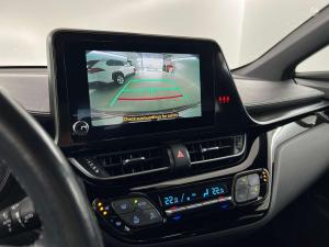 Серый Тойота C-HR 2022 в Вильнюс, объемом двигателя 1.80 л и пробегом 72 тыс. км за 23900 €, фото 23 на AUTOMOTO.COM.LV