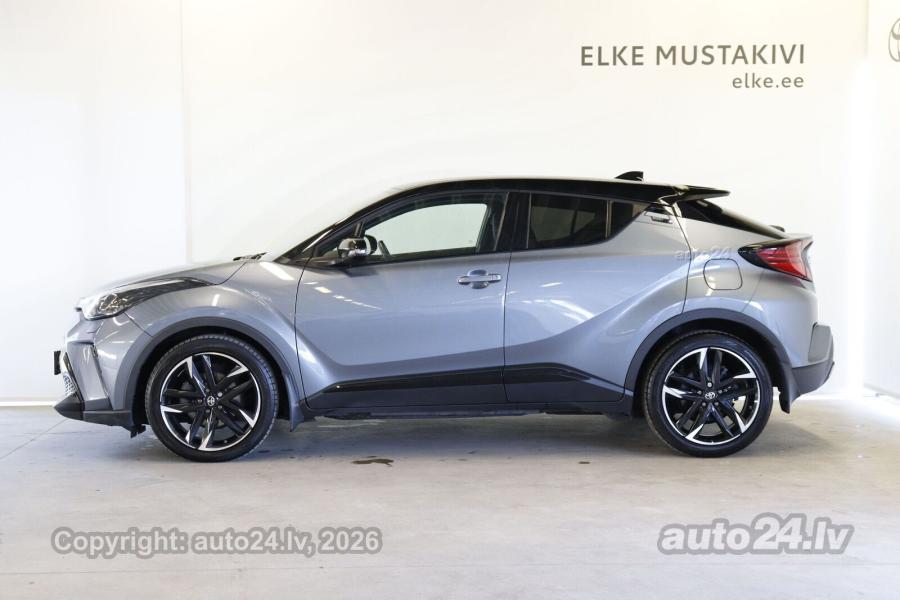 Серый Тойота C-HR 2022 в Таллин, объемом двигателя 1.80 л и пробегом 71 тыс. км за 25000 €, фото 4 на AUTOMOTO.COM.LV