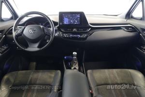 Серый Тойота C-HR 2022 в Таллин, объемом двигателя 1.80 л и пробегом 71 тыс. км за 25000 €, фото 9 на AUTOMOTO.COM.LV