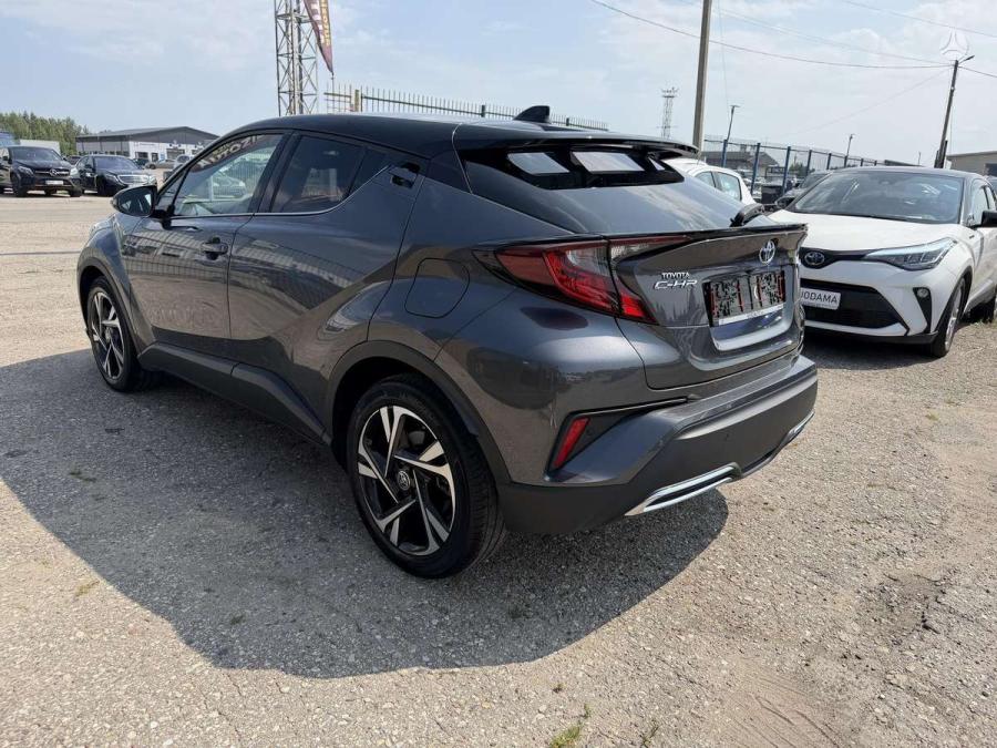 Серый Тойота C-HR 2022 в Паневежис, объемом двигателя 2.00 л и пробегом 135 тыс. км за 21500 €, фото 9 на AUTOMOTO.COM.LV