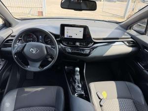 Серый Тойота C-HR 2022 в Паневежис, объемом двигателя 2.00 л и пробегом 135 тыс. км за 21500 €, фото 11 на AUTOMOTO.COM.LV