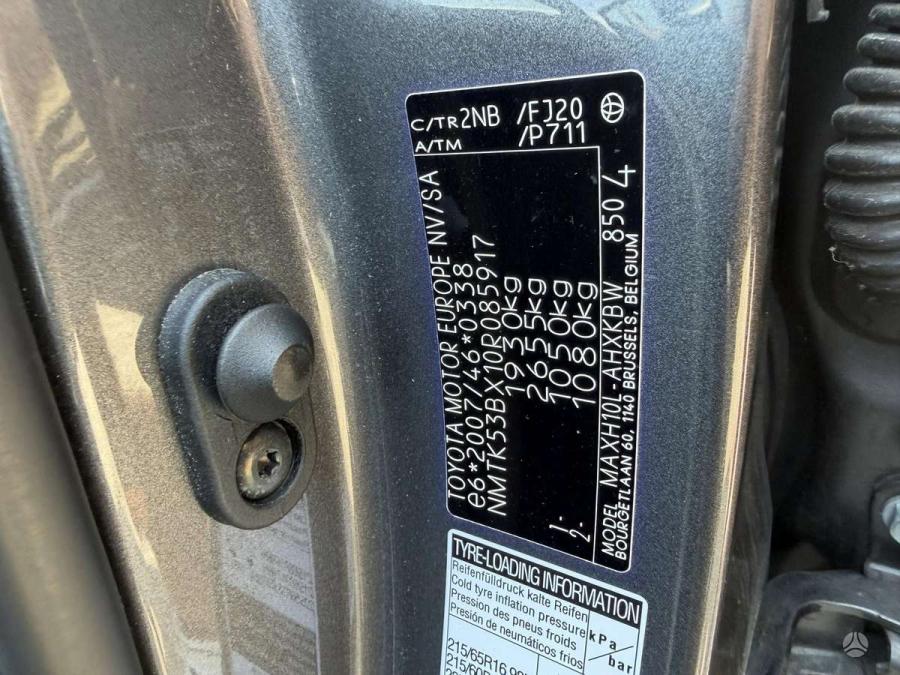 Серый Тойота C-HR 2022 в Паневежис, объемом двигателя 2.00 л и пробегом 135 тыс. км за 21500 €, фото 16 на AUTOMOTO.COM.LV
