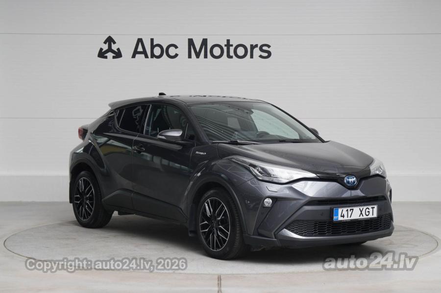 Серый Тойота C-HR 2022 в Таллин, объемом двигателя 1.80 л и пробегом 53 тыс. км за 21990 €, фото 4 на AUTOMOTO.COM.LV