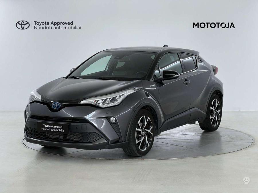Серый Тойота C-HR 2022 в Вильнюс, объемом двигателя 1.80 л и пробегом 72 тыс. км за 22900 €, фото 1 на AUTOMOTO.COM.LV