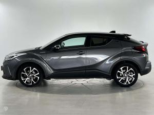 Серый Тойота C-HR 2022 в Вильнюс, объемом двигателя 1.80 л и пробегом 72 тыс. км за 22900 €, фото 4 на AUTOMOTO.COM.LV