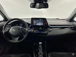Серый Тойота C-HR 2022 в Вильнюс, объемом двигателя 1.80 л и пробегом 72 тыс. км за 22900 €, фото 9 на AUTOMOTO.COM.LV