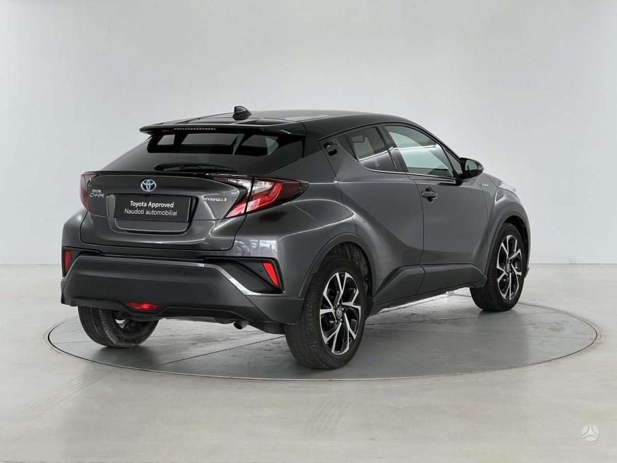 Серый Тойота C-HR 2022 в Вильнюс, объемом двигателя 1.80 л и пробегом 72 тыс. км за 22900 €, фото 21 на AUTOMOTO.COM.LV