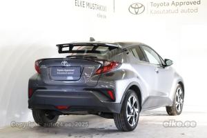 Серый Тойота C-HR 2023 в Таллин, объемом двигателя 1.80 л и пробегом 51 тыс. км за 23900 €, фото 2 на AUTOMOTO.COM.LV