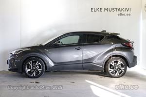 Серый Тойота C-HR 2023 в Таллин, объемом двигателя 1.80 л и пробегом 51 тыс. км за 23900 €, фото 3 на AUTOMOTO.COM.LV
