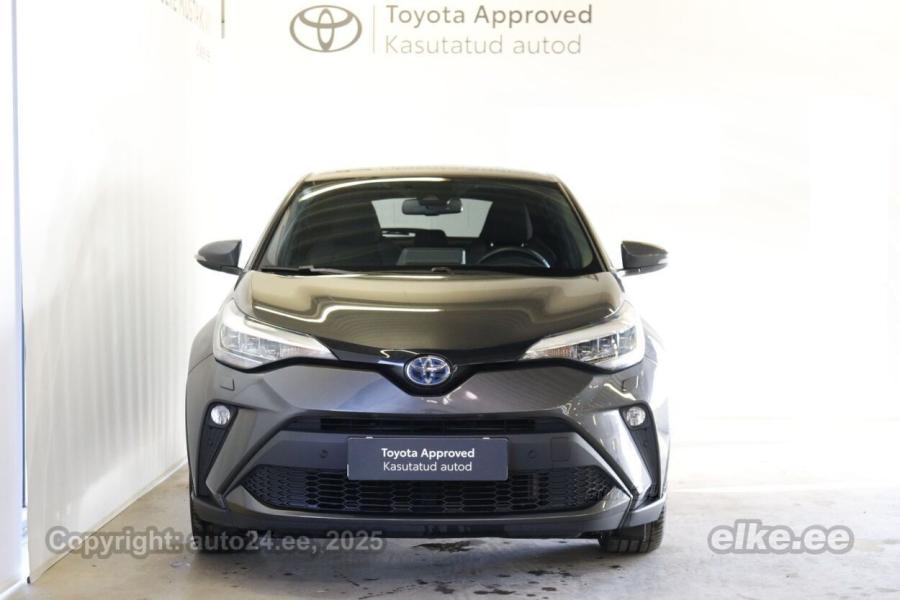 Серый Тойота C-HR 2023 в Таллин, объемом двигателя 1.80 л и пробегом 51 тыс. км за 23900 €, фото 5 на AUTOMOTO.COM.LV