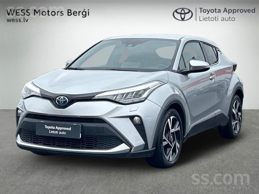 Серый Тойота C-HR 2023 в Рига, объемом двигателя 1.80 л и пробегом 51 тыс. км за 22990 €, фото 1 на AUTOMOTO.COM.LV