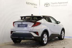 Grey Toyota C-HR 2023 in Tallinn, with an engine capacity of 1.80 L and mileage of 34 thousand km for 25100 €, photo 2 on AUTOMOTO.COM.LV