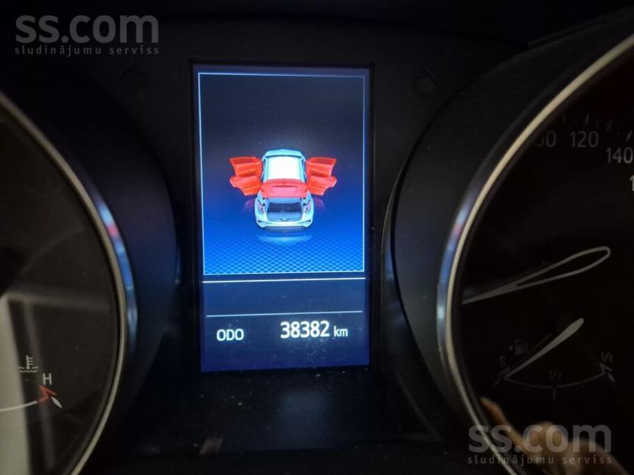 Серый Тойота C-HR 2023 в Рига, объемом двигателя 1.80 л и пробегом 38 тыс. км за 24900 €, фото 13 на AUTOMOTO.COM.LV