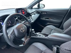 Серый Тойота C-HR 2023 в Рига, объемом двигателя 1.80 л и пробегом 51 тыс. км за 22990 €, фото 12 на AUTOMOTO.COM.LV
