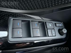 Серый Тойота C-HR 2023 в Рига, объемом двигателя 1.80 л и пробегом 51 тыс. км за 22990 €, фото 24 на AUTOMOTO.COM.LV