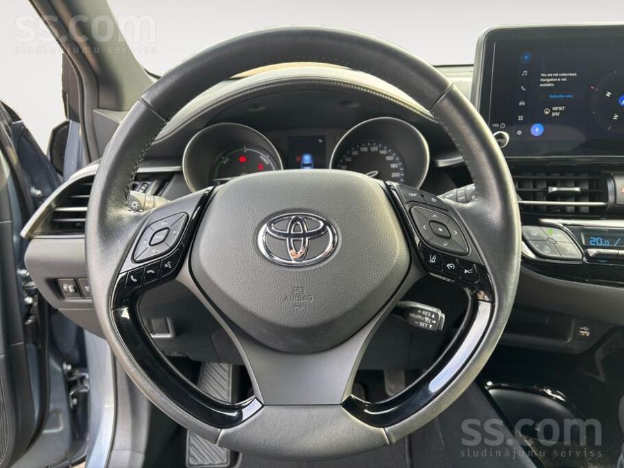 Grey Toyota C-HR 2023 in Riga, with an engine capacity of 1.80 L and mileage of 38 thousand km for 24900 €, photo 12 on AUTOMOTO.COM.LV