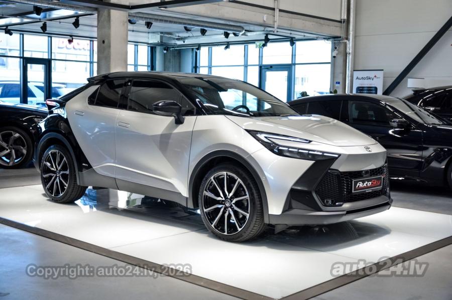 Pelēks Toyota C-HR 2023 Tallina, ar dzinēja tilpumu 2.00 L un nobraukumu 34 tūkst. km par 38900 €, foto 1 vietnē AUTOMOTO.COM.LV