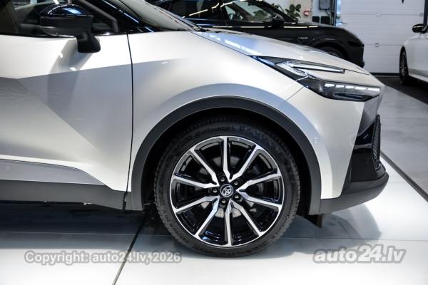 Pelēks Toyota C-HR 2023 Tallina, ar dzinēja tilpumu 2.00 L un nobraukumu 34 tūkst. km par 38900 €, foto 4 vietnē AUTOMOTO.COM.LV