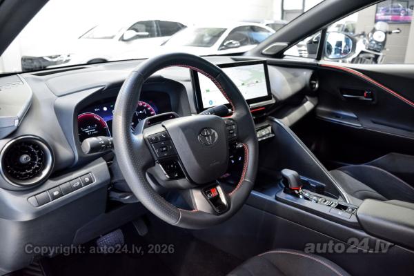 Pelēks Toyota C-HR 2023 Tallina, ar dzinēja tilpumu 2.00 L un nobraukumu 34 tūkst. km par 38900 €, foto 8 vietnē AUTOMOTO.COM.LV