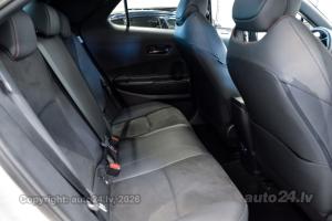 Pelēks Toyota C-HR 2023 Tallina, ar dzinēja tilpumu 2.00 L un nobraukumu 34 tūkst. km par 38900 €, foto 14 vietnē AUTOMOTO.COM.LV