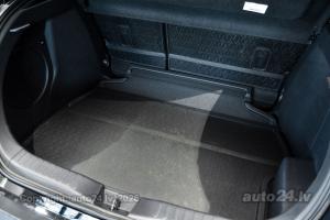 Pelēks Toyota C-HR 2023 Tallina, ar dzinēja tilpumu 2.00 L un nobraukumu 34 tūkst. km par 38900 €, foto 30 vietnē AUTOMOTO.COM.LV
