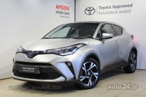 Серый Тойота C-HR 2023 в Таллин, объемом двигателя 1.80 л и пробегом 33 тыс. км за 24990 €, фото  на AUTOMOTO.COM.LV