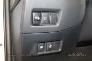 Серый Тойота C-HR 2023 в Таллин, объемом двигателя 1.80 л и пробегом 33 тыс. км за 24990 €, фото 16 на AUTOMOTO.COM.LV