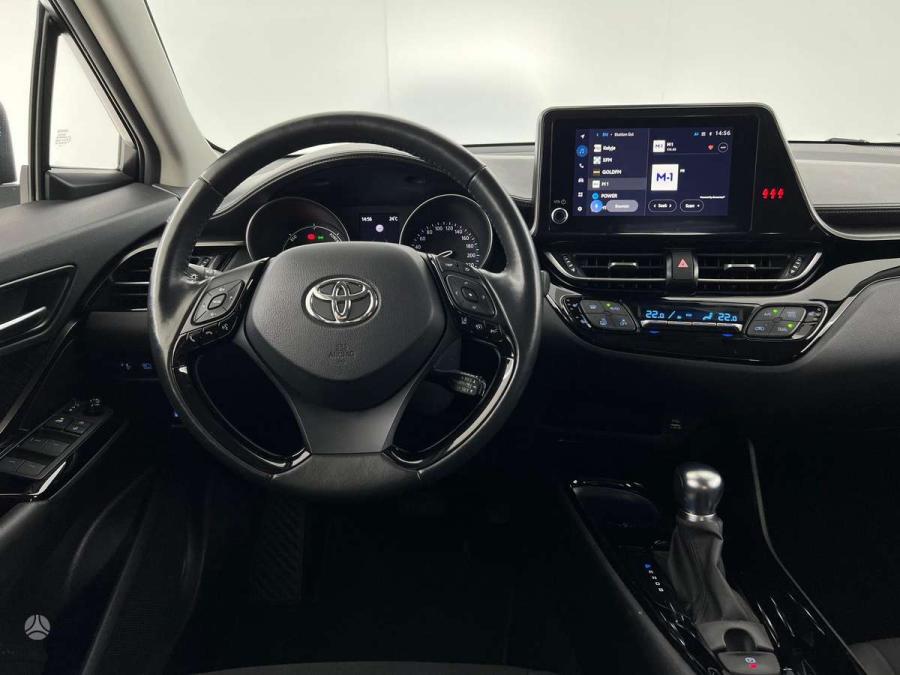 Серый Тойота C-HR 2023 в Вильнюс, объемом двигателя 1.80 л и пробегом 89 тыс. км за 23900 €, фото 10 на AUTOMOTO.COM.LV