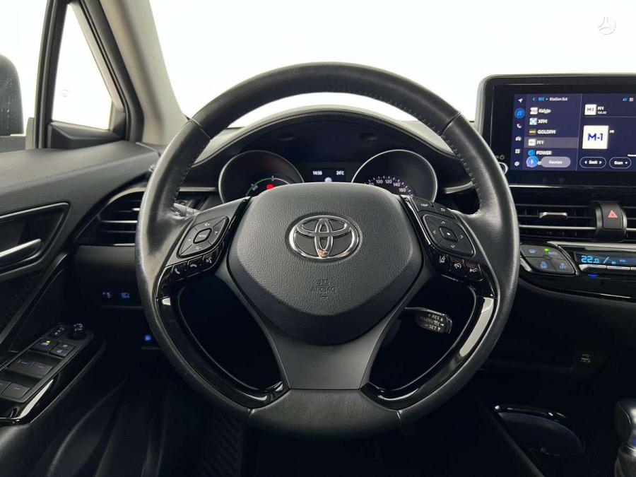 Серый Тойота C-HR 2023 в Вильнюс, объемом двигателя 1.80 л и пробегом 89 тыс. км за 23900 €, фото 13 на AUTOMOTO.COM.LV