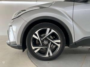 Серый Тойота C-HR 2023 в Вильнюс, объемом двигателя 1.80 л и пробегом 89 тыс. км за 23900 €, фото 16 на AUTOMOTO.COM.LV