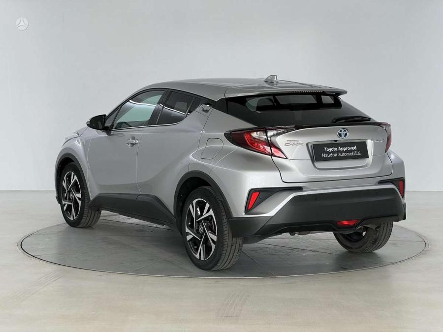 Серый Тойота C-HR 2023 в Вильнюс, объемом двигателя 1.80 л и пробегом 89 тыс. км за 23900 €, фото 18 на AUTOMOTO.COM.LV